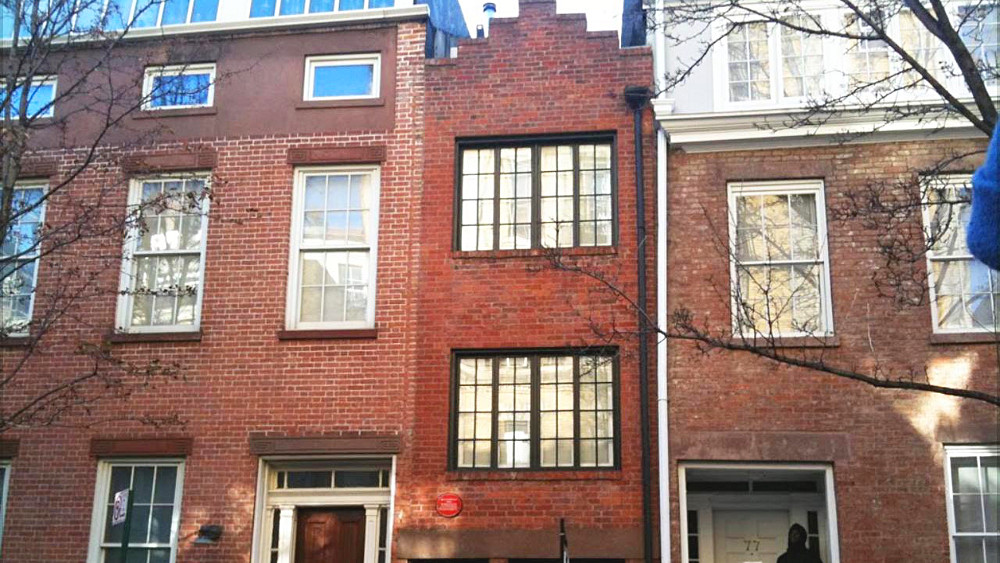 Discover the narrowest house in New York - ©New York.com